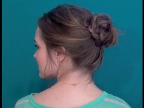 Quick Messy Bun - YouTube