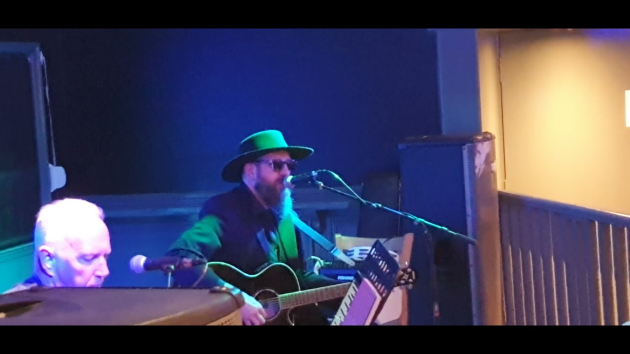 RICHARD JOBSON & MARTIN METCALFE - Cumbernauld Bar Yellow, 1st October ...