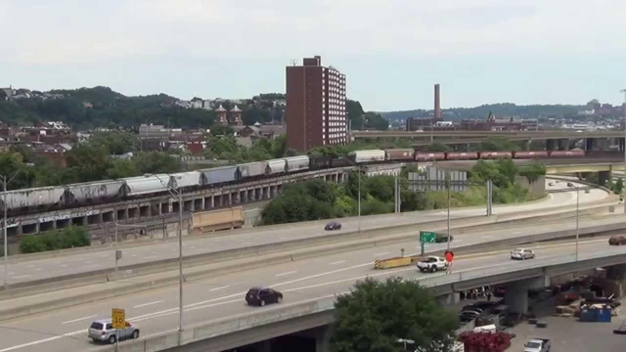 NS train crosses the Allegheny River using the Ft. Wayne bridge in ...