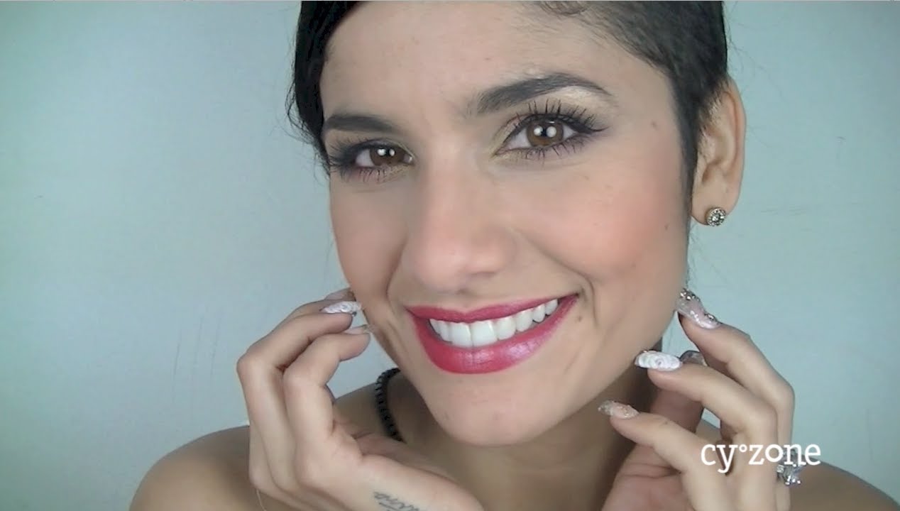 Cy Make Up Tutorials - Berry chic - YouTube