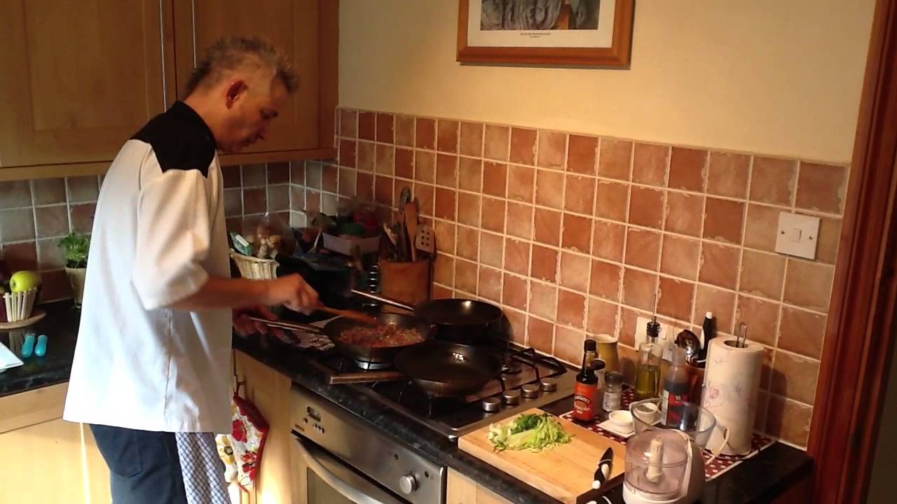 Barry Pylio cooking home 9 - YouTube