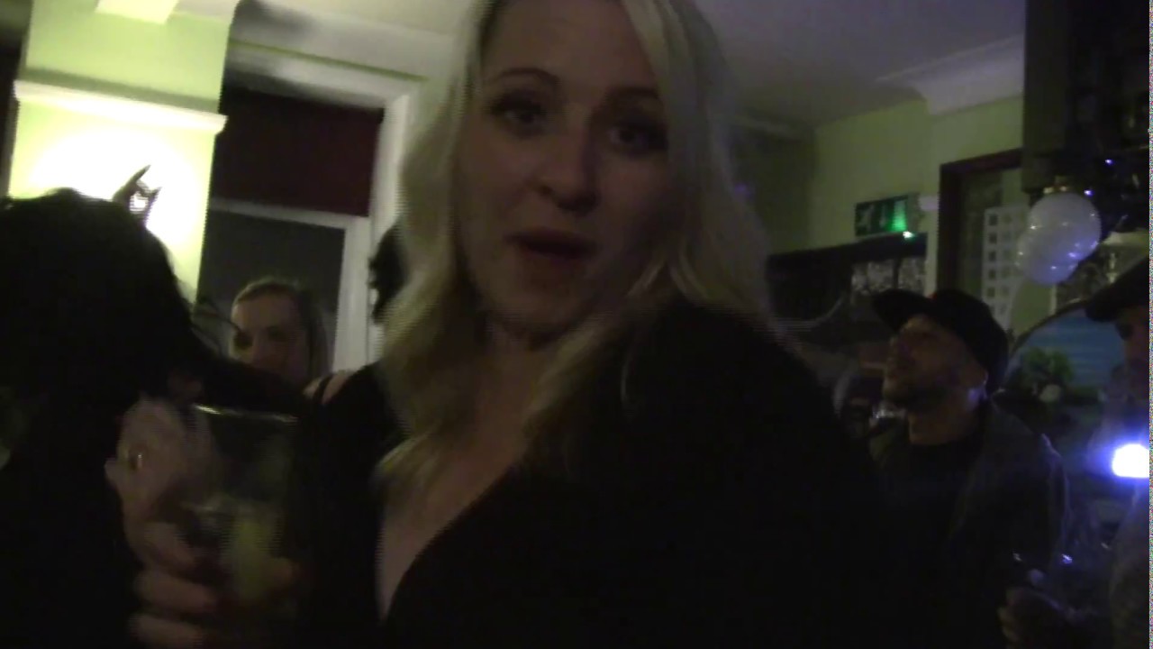Carisoul Vibes Band at "The Orchard Pub" (Croydon) - YouTube