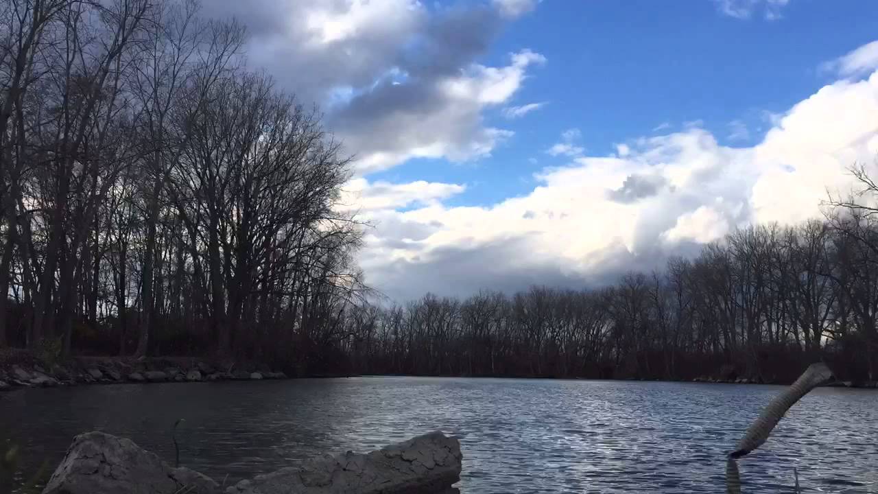 Short timelapse of the Huron River in South Rockwood, MI - YouTube