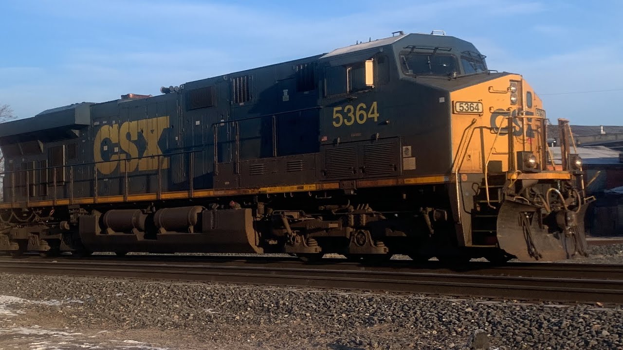 CSX I166-19 with 5364 Leading - YouTube