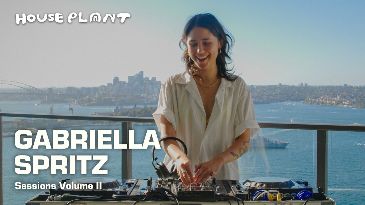 Vibey Italo Disco and Left Field House Set at the Sydney Harbour Bridge ...