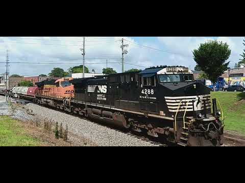 NS 154 with NS 4288 DC to AC AC44C6M BNSF H3 6213 ES44AC rear end DPU 4584 AC44C6M - YouTube