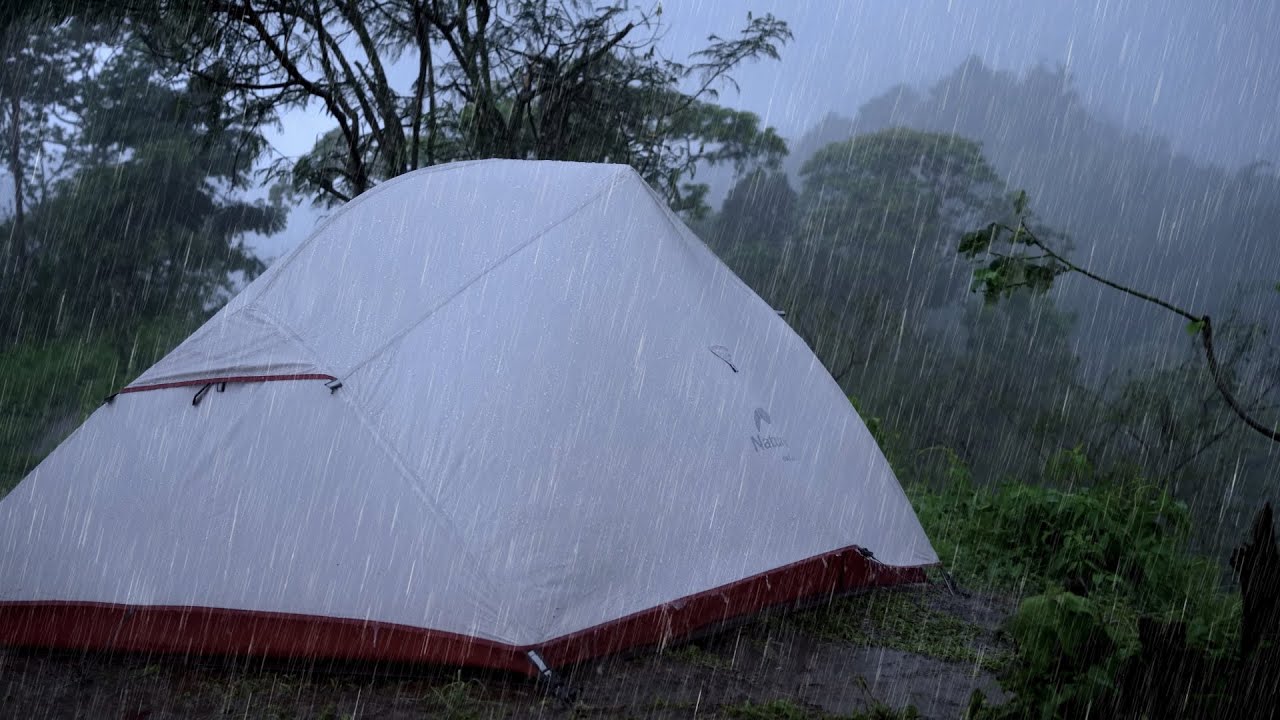CAMPING IN HEAVY RAIN & THUNDERSTORMS: RELAXING SOUNDS OF RAIN ON TENT ...
