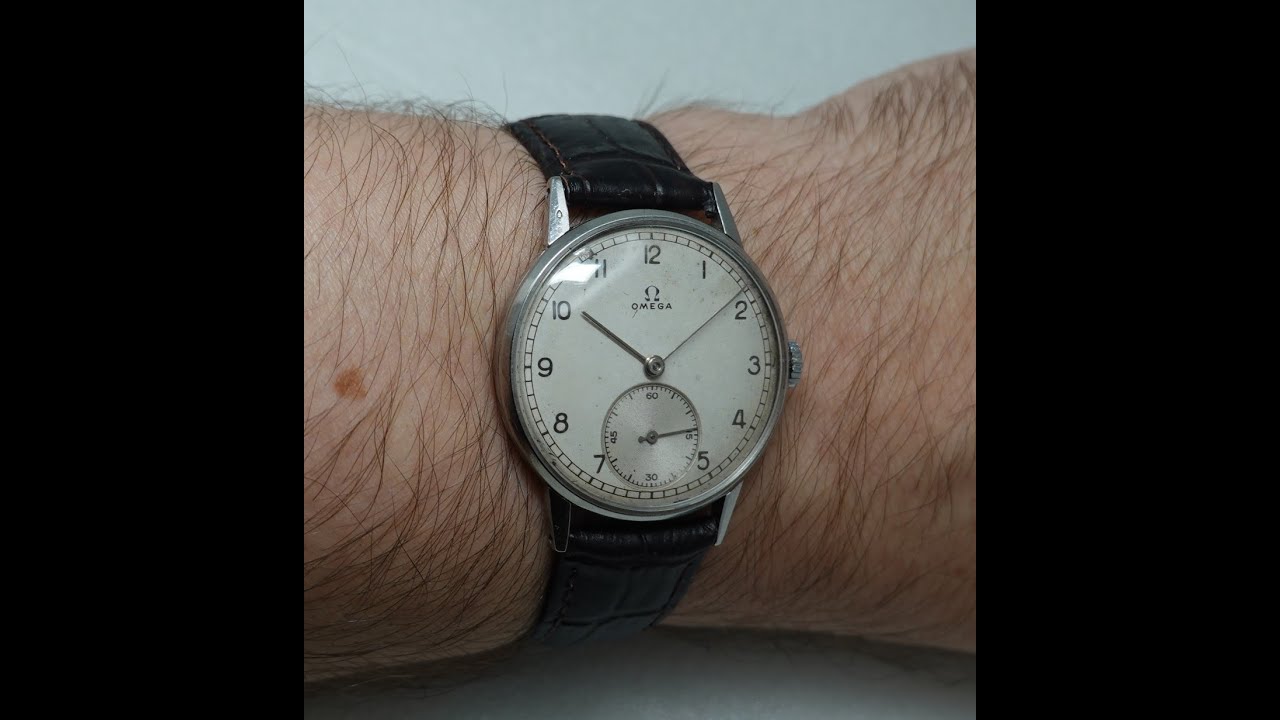 c1940 Omega men's vintage watch with sub seconds - 35mm case with the ...