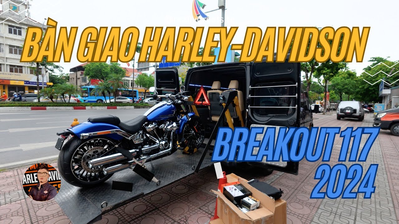 Bàn Giao Harley-Davidson Breakout Premium Color Blue Burst ĐẦU TIÊN Tại ...