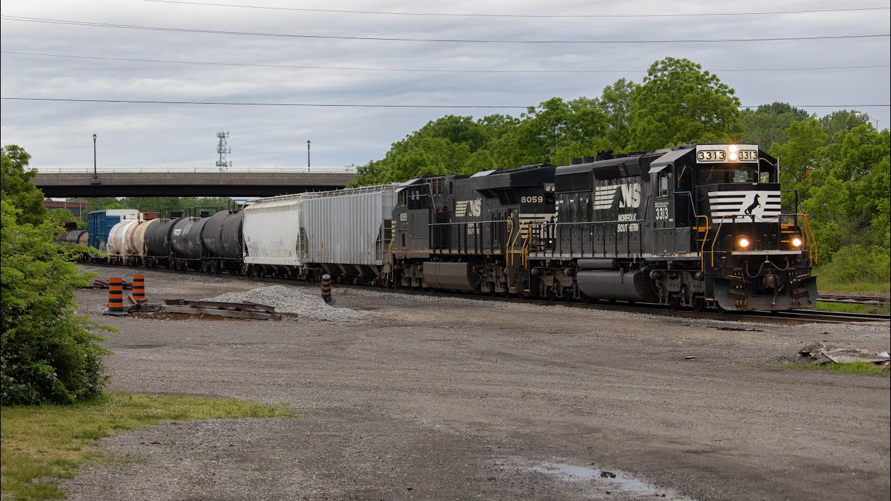 NS C93 departing Fort Erie back to Buffalo with 3313 leading! June 8 ...