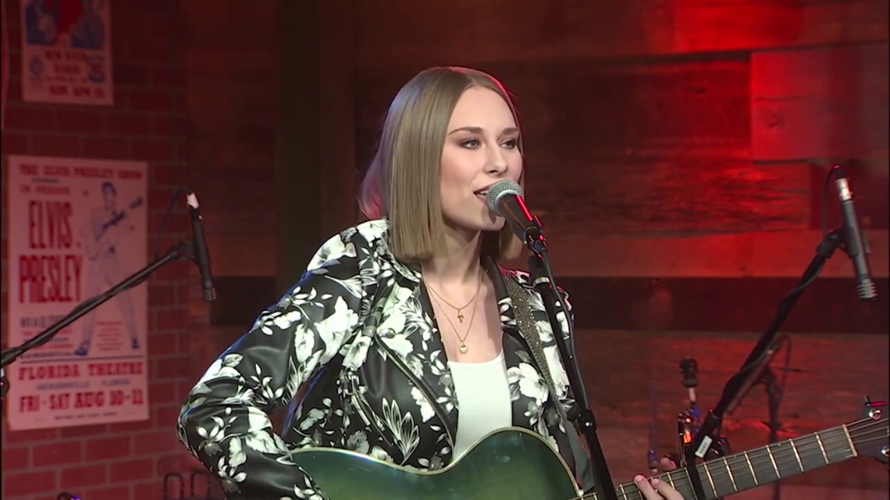 Alyssa Trahan "Memories Not Dreams" - YouTube