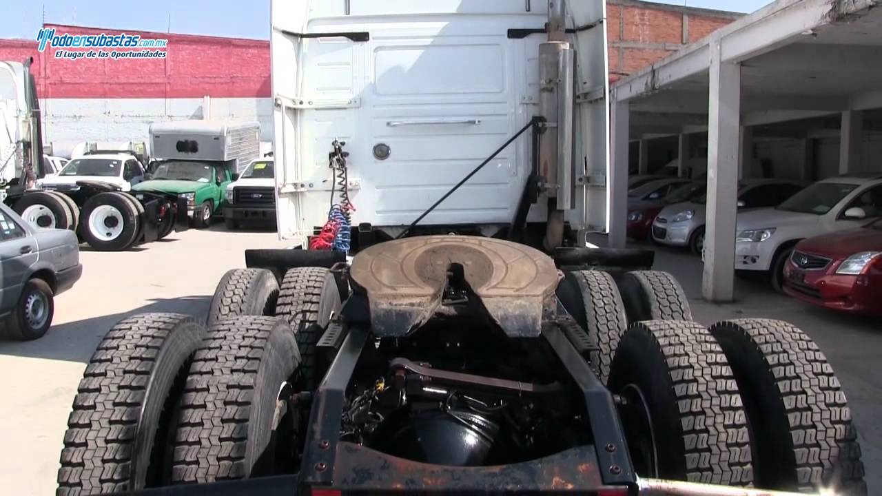 Volvo / Tracto Quinta Rueda VNL647 450HP / 2008 - YouTube
