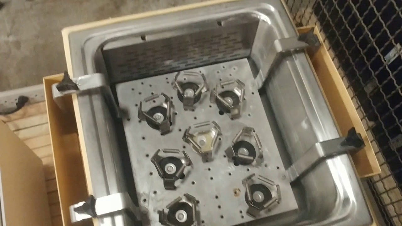 GovDeals: Lab Line Orbital Shaker Water Bath Model 3545 - YouTube