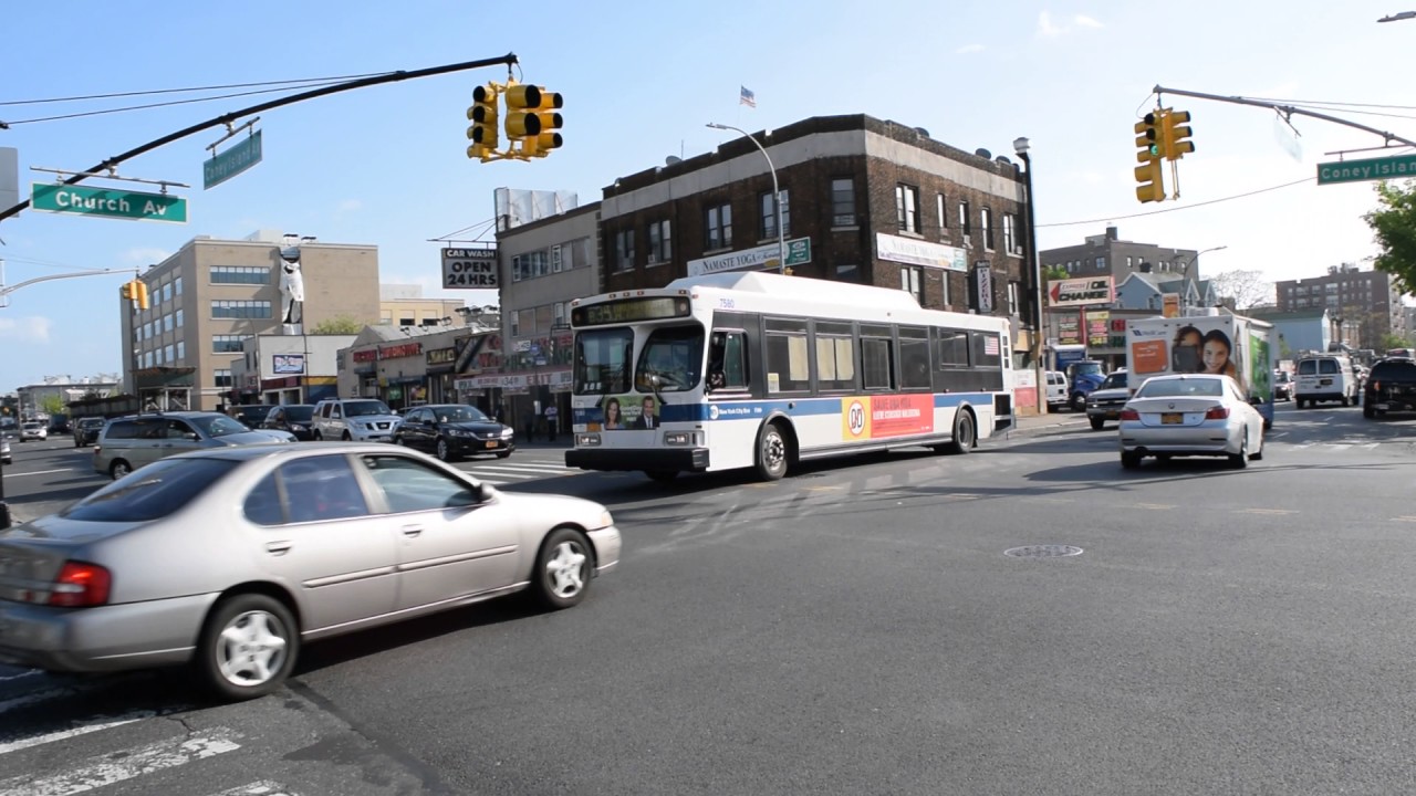 Brownsville-bound Orion VII CNG/C40LF (439/7580/7594) B35 Limited buses ...