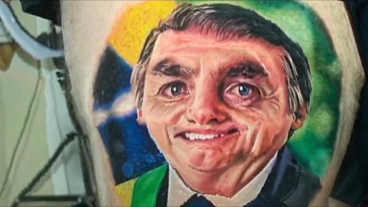 TATTOO DO MITO BOLSONARO - YouTube