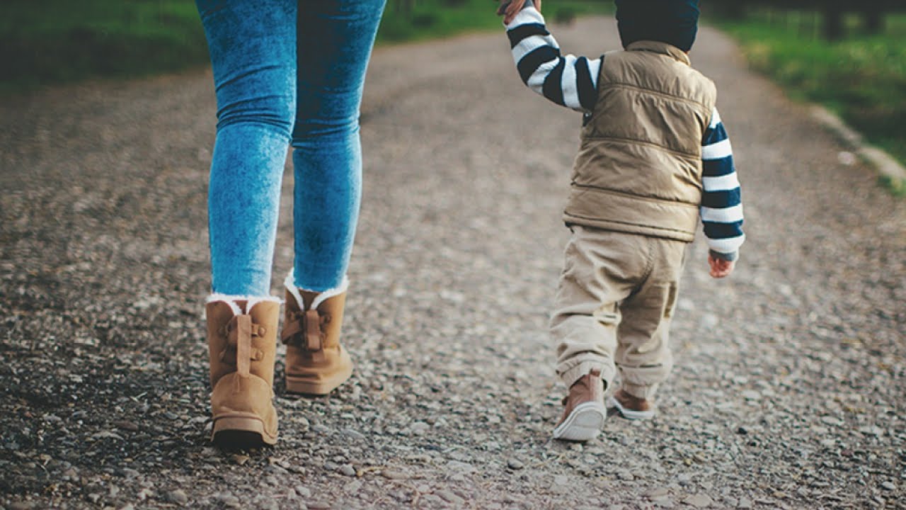 Virginia foster care received 50 notifications of child deaths - YouTube