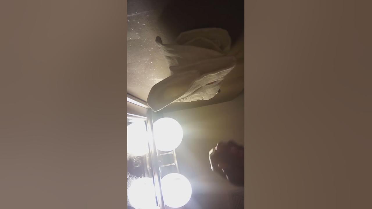 watch me and my sister clean out the bathroom - YouTube