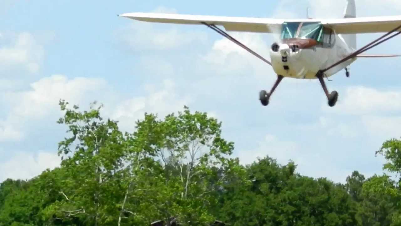 Stinson 10A landing - YouTube