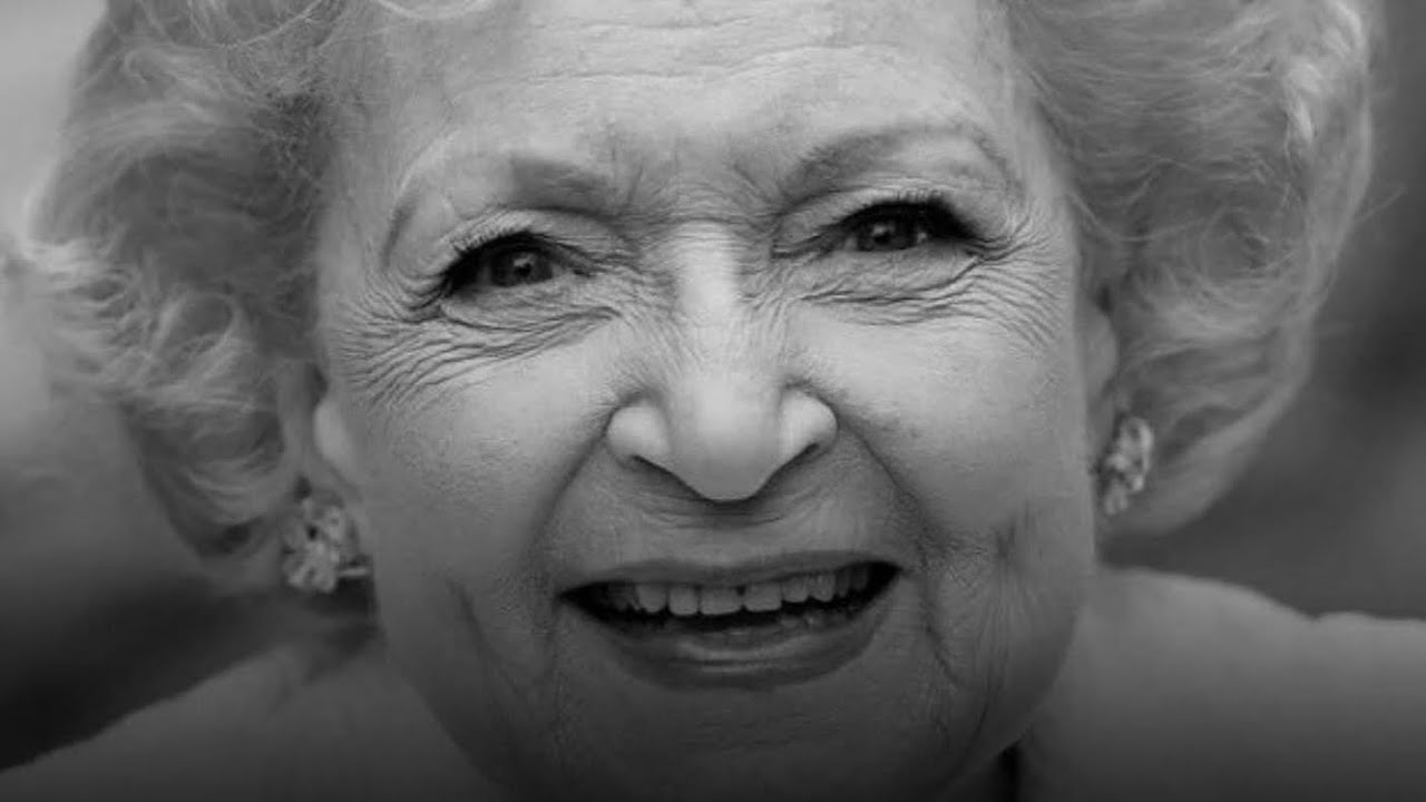 Betty white has past away 1922 - 2021 #bettywhite - YouTube