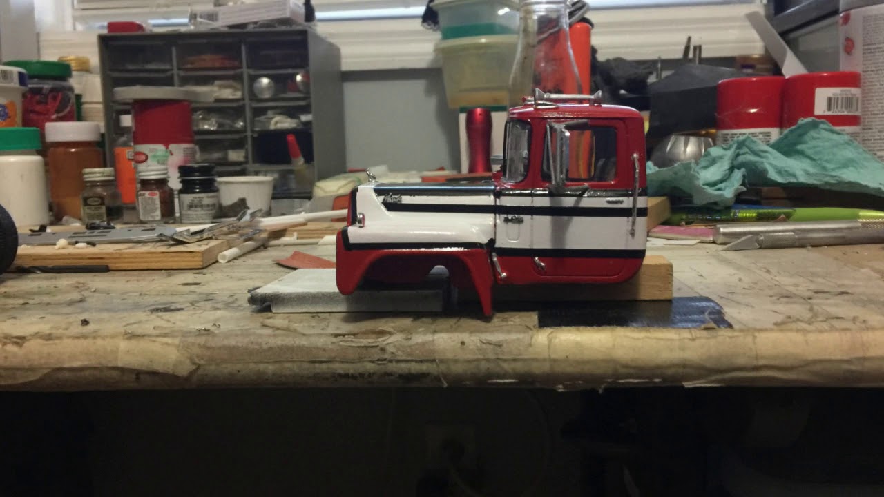 1:25 AMT Mack R685ST - YouTube