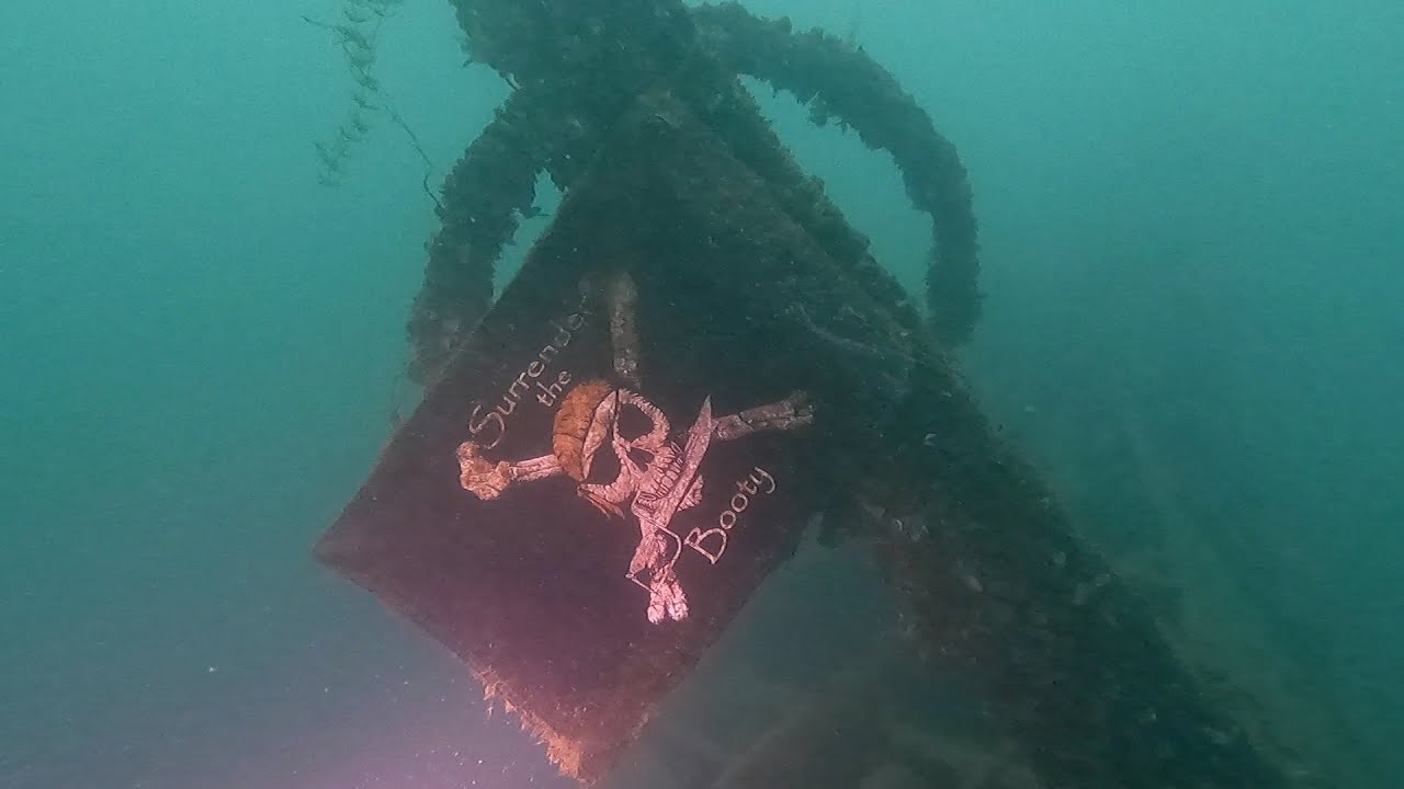 SCUBA Dive Shipwreck of the Islander:1871 Sidewheel Steamship, St ...