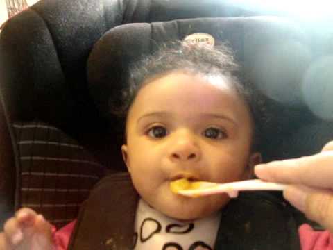 Rihanna eating her dinner