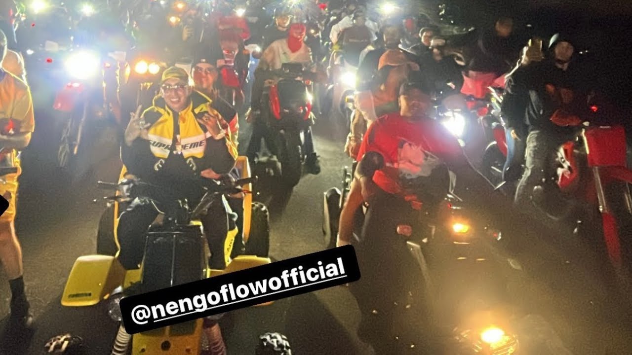Ñengo Flow Corrida De Reyes & Regalando Jugetes En Su Caserio Virgilio ...