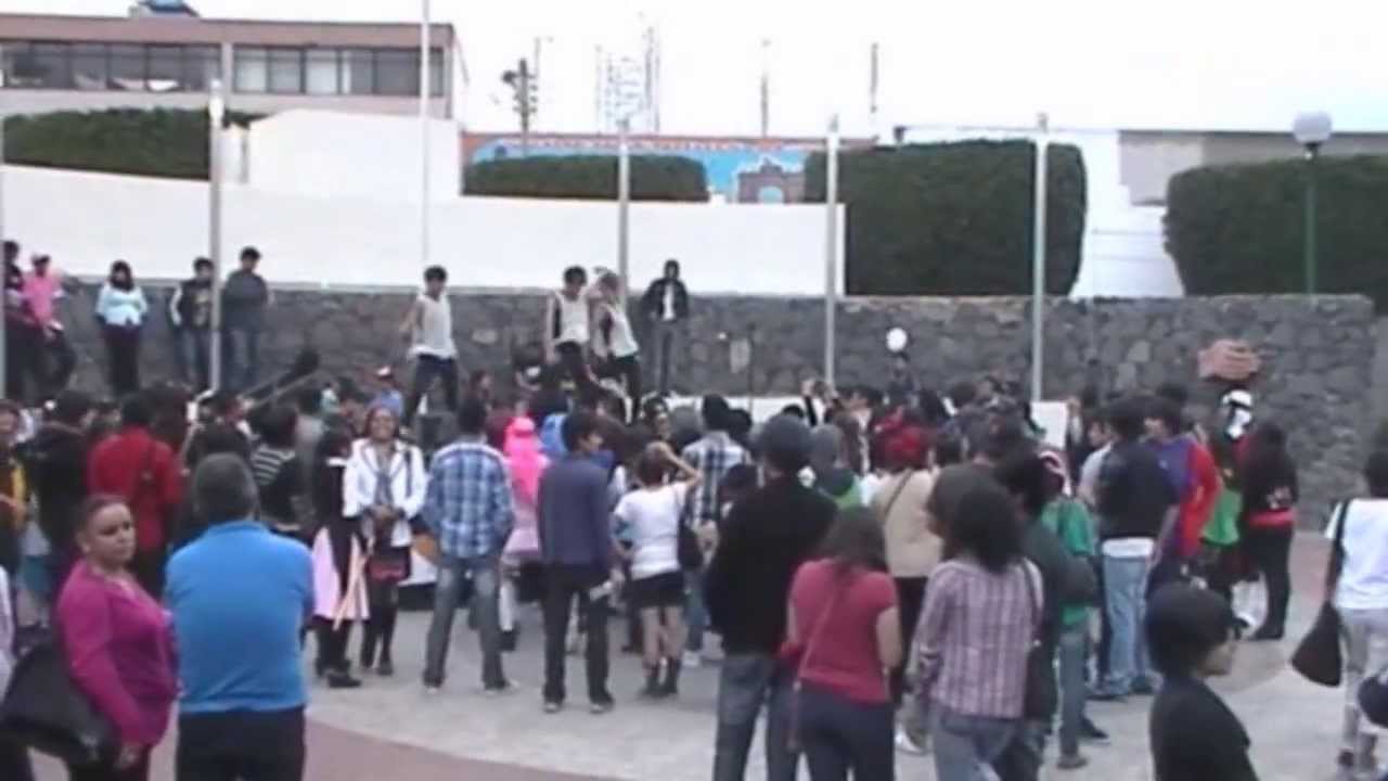 Black Stars marcha cosplay 2013 neverland dance cover - YouTube