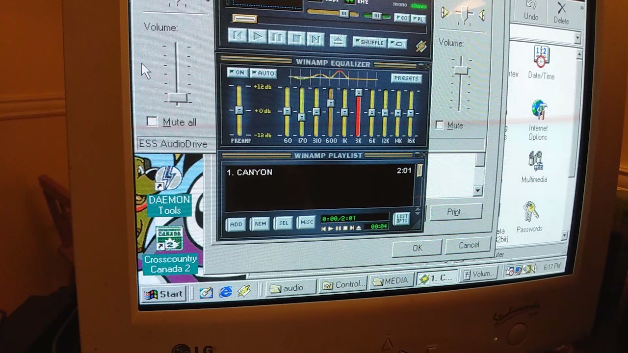 ESS AudioDrive 1868 goes up to 11 - YouTube