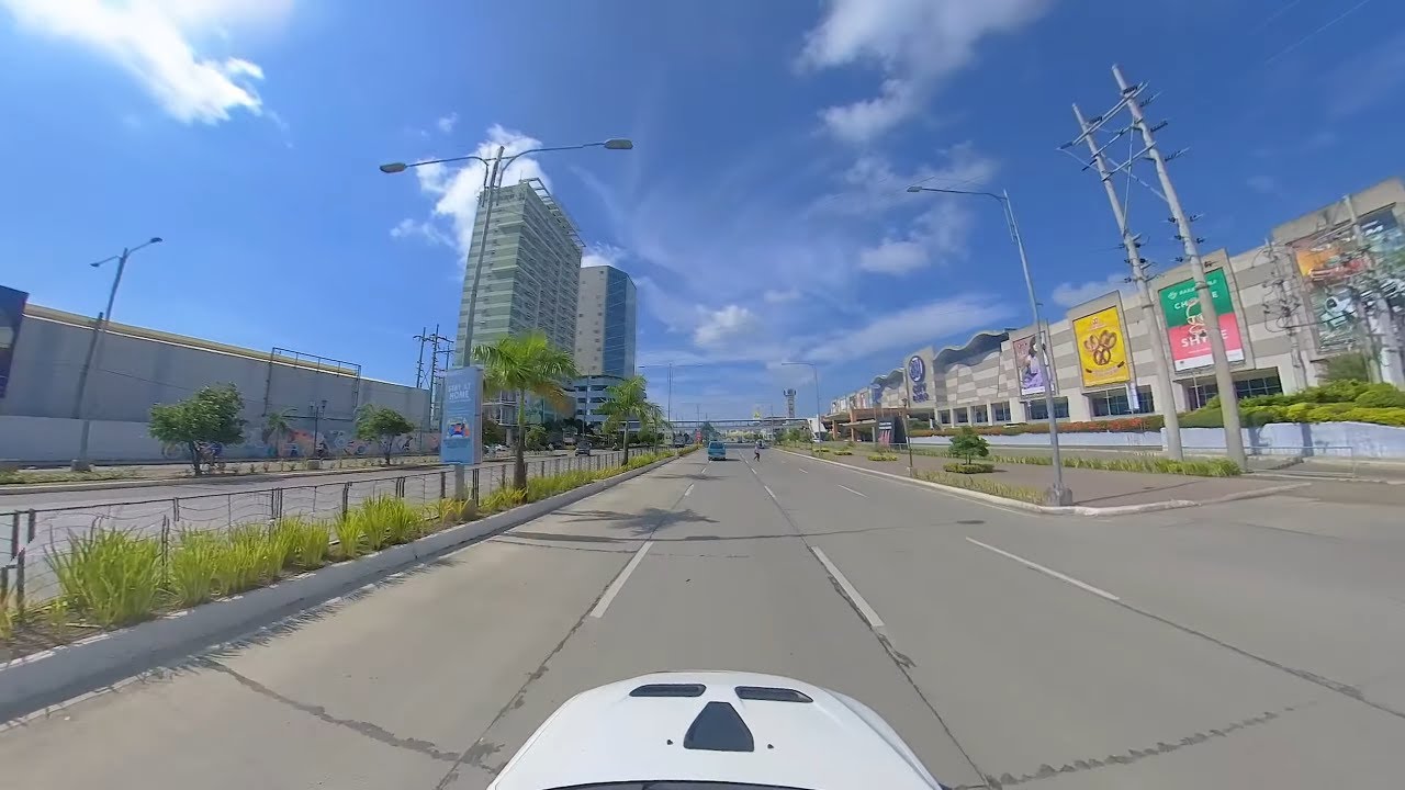 Iloilo City Diversion Road - Megaworld Road Tour - YouTube