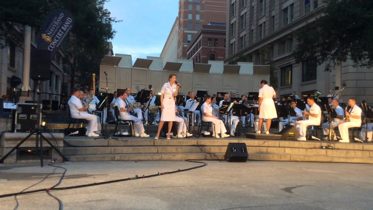 Chelsi Vanderpol sings Defying Gravity with the Navy Band - YouTube