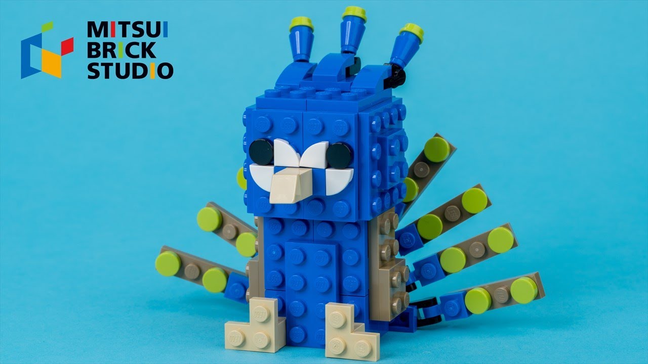 How to Build a Peacock with LEGO Bricks - YouTube