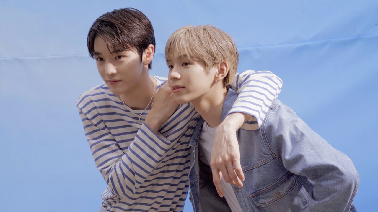 잘 어울리겠죠 저희?☺️💚 | ROUND A'ROUND Photoshoot Behind - YouTube