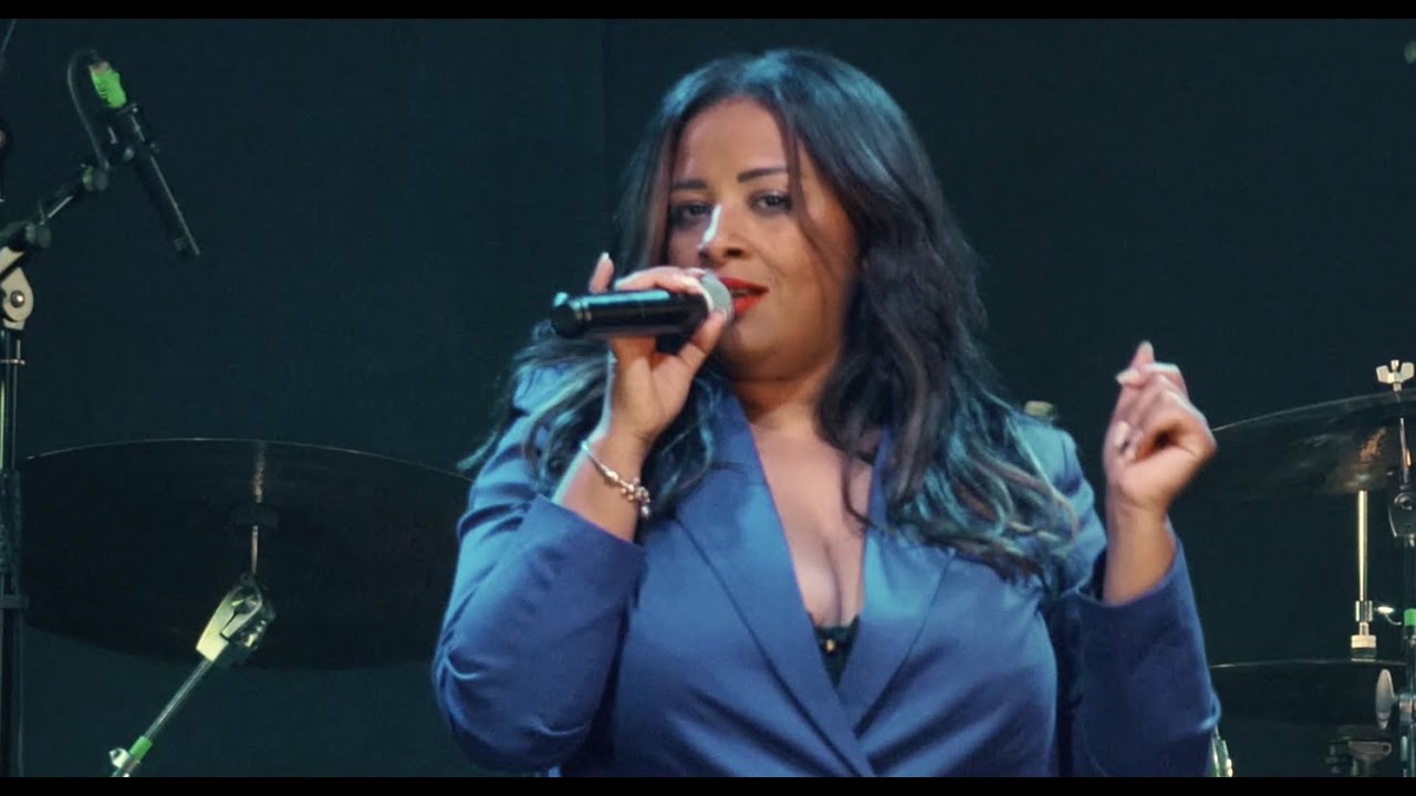 The Tuscany Wedding Band - With 2 Female Singers (Live Music) - YouTube