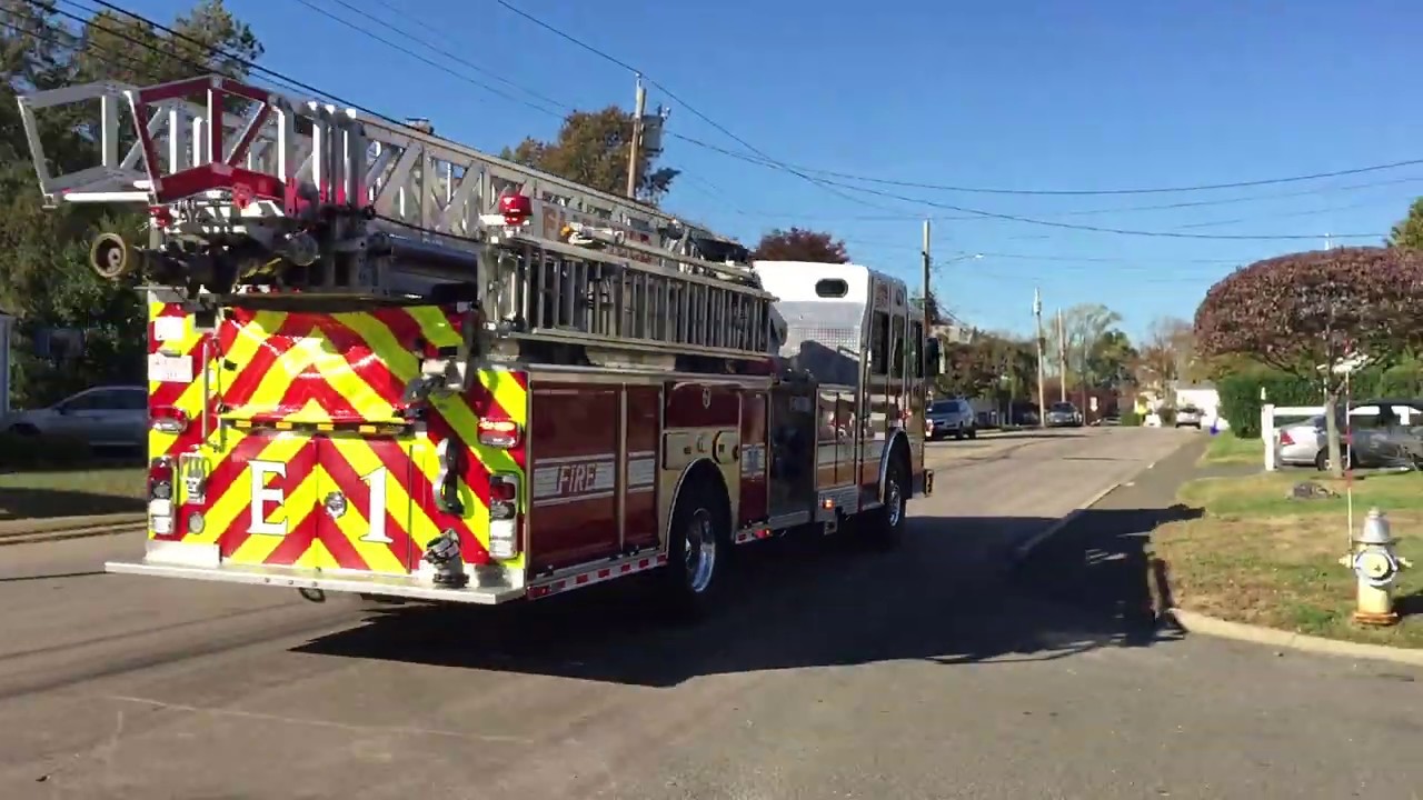 [VERY RARE] Fairfield, CT Engine 1, acting as Ladder 2, responding to ...