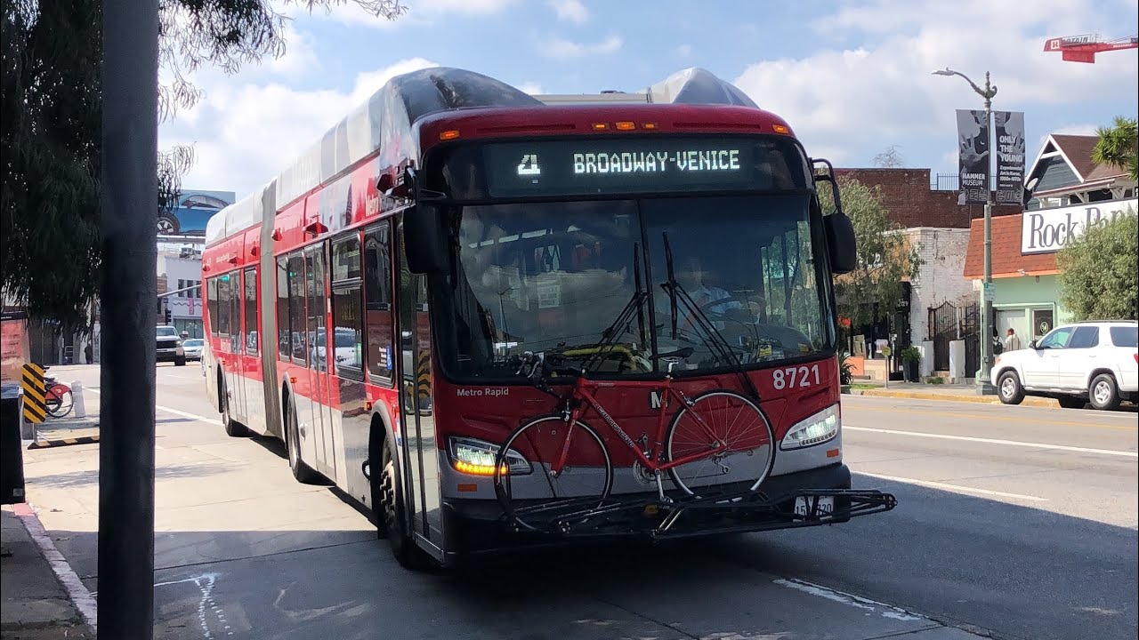LACMTA 2019 New Flyer XN60 #8721 - YouTube