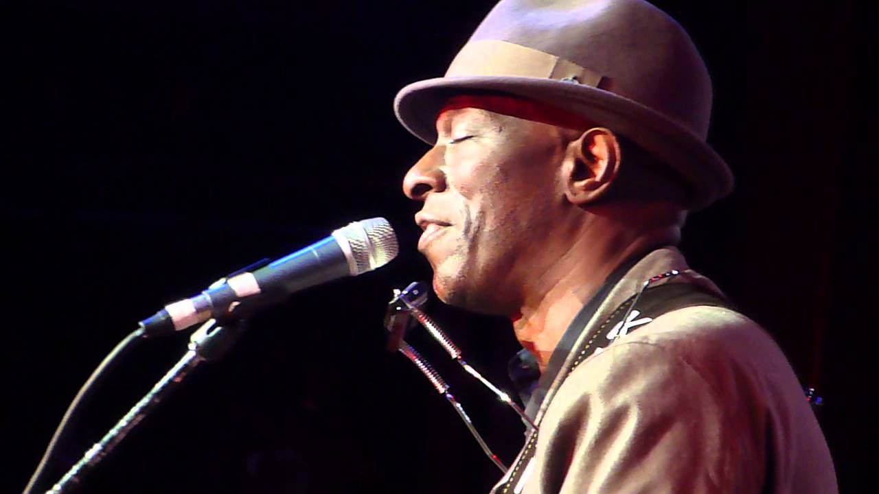 Keb Mo - The Door LRBC #24 - YouTube