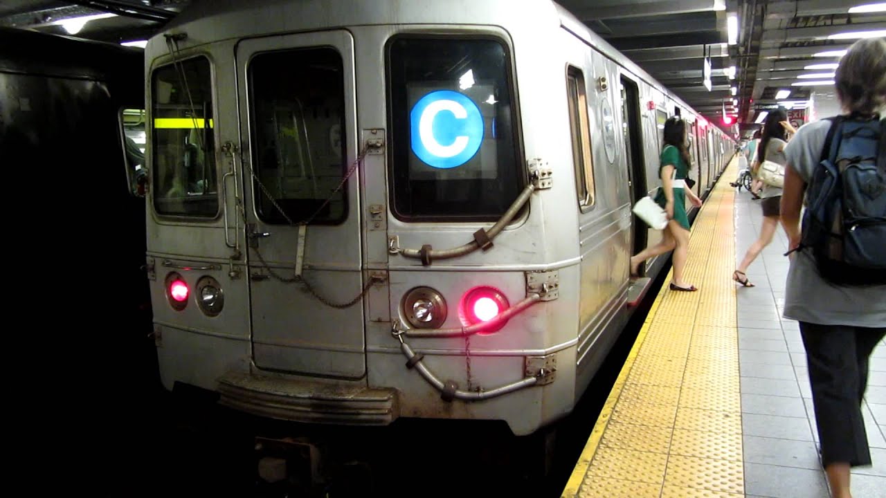 R46 C Train Entering and Leaving 14st - YouTube