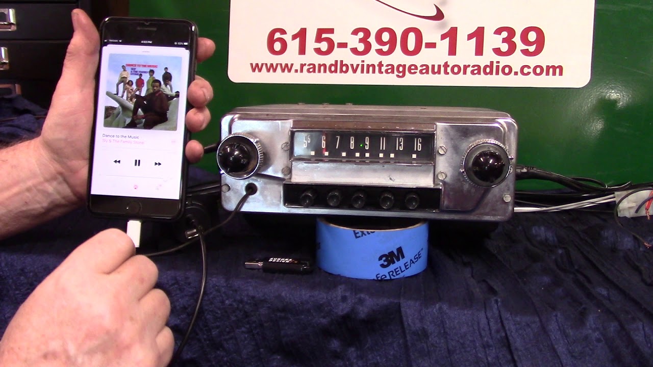 1951 Ford Custom original AM radio - YouTube