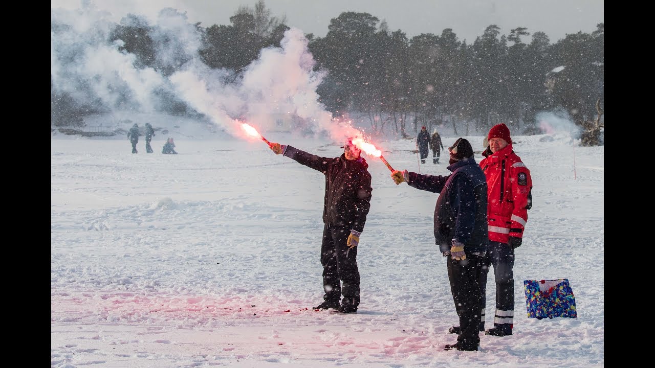 Distress Signal Rockets, Flares & Smokes in Espoo - YouTube
