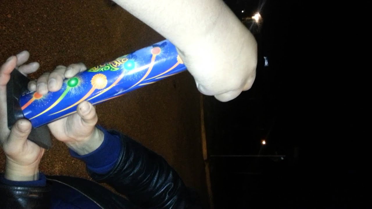 Popping fireworks with your hands - YouTube