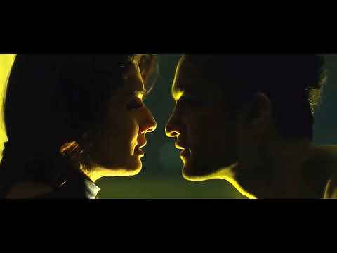 raveena tandon kiss scene