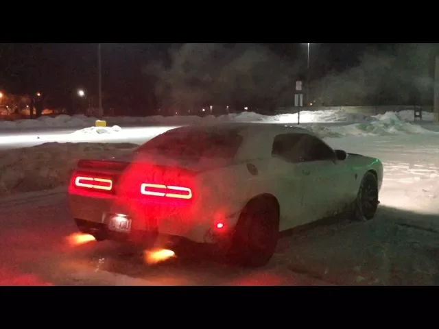 Warm Up With a Daily-Driven, 1,000-HP Dodge Hellcat Spitting Fire in ...