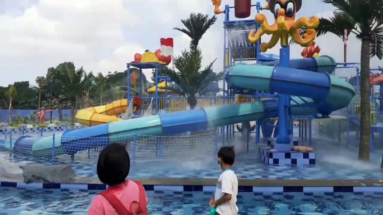 Harga Tiket Masuk Kolam Renang Taman Semanan Indah