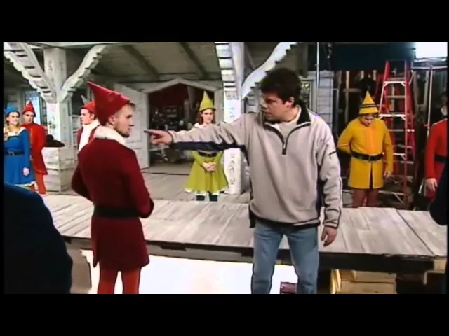 What is Forced Perspective? Examples of How to Trick the Eye