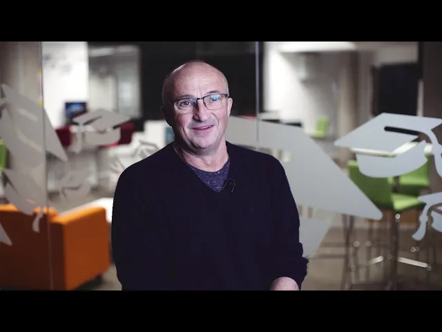 What is a Key Grip — Definition & Job Description Explained