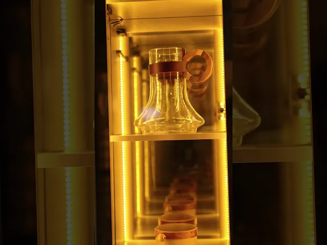 Estante para TV até 90 Polegadas 293cm com Porta Reflecta LED 100% MDF ...