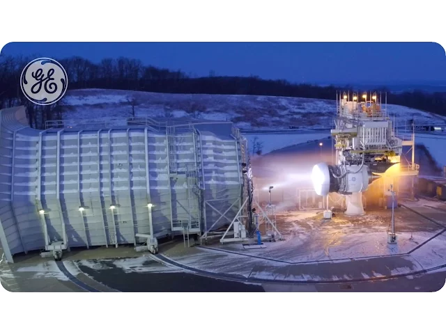 General Electric's GE9X Engine Looks Absurdly Huge Mounted On This 747 ...