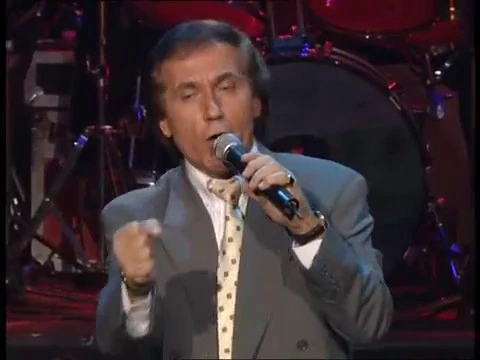 Victime d'un cancer des poumons, le chanteur belgo-italien Frank ...