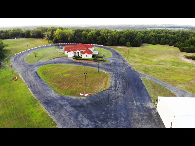 This ‘Little Talladega’ Airbnb Has Its Own Racetrack, Dirt Oval, and ...